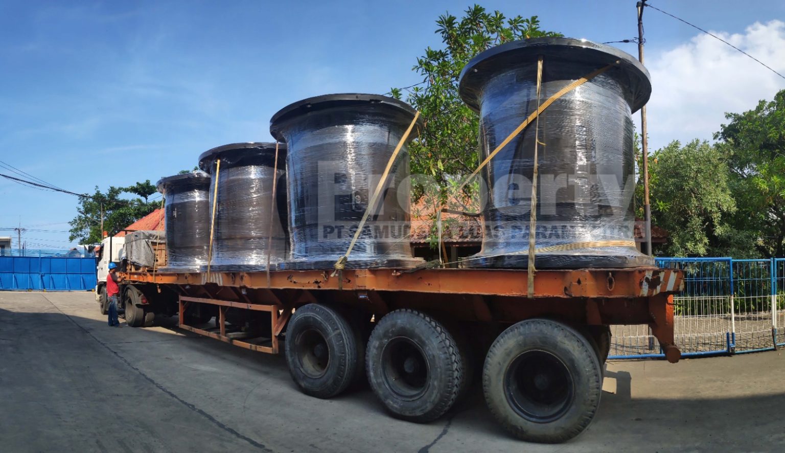 SLP Fender type Super Cell | Rubber Fender, Rice Hulling Roll ...